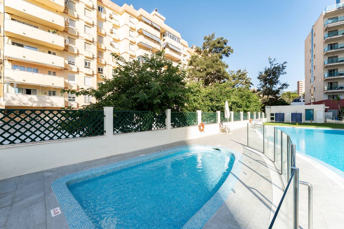 65 M² Apartment ∙ 1 Bedroom ∙ 4 Guests - Benalmádena