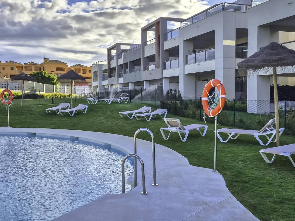 90 M² Huoneisto ∙ 2 Makuuhuonetta ∙ 5 Vierasta - Casares