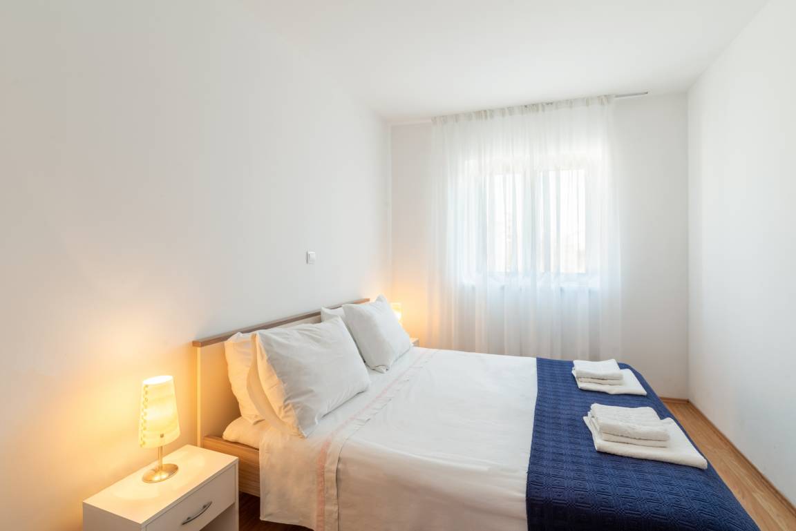 74 M² Ferienwohnung ∙ 3 Schlafzimmer ∙ 6 Gäste - Lopar