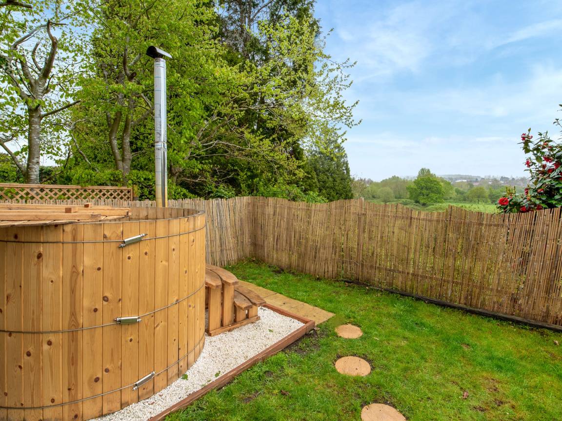 Cottage ∙ 6 Bedrooms ∙ 12 Guests - Malvern