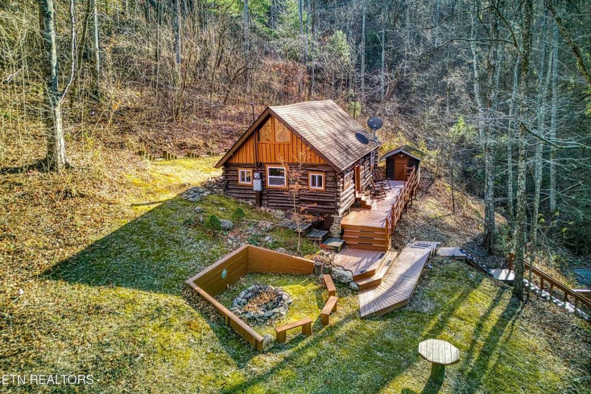 71 M² Cabin ∙ 1 Bedroom ∙ 4 Guests - Pigeon Forge, TN