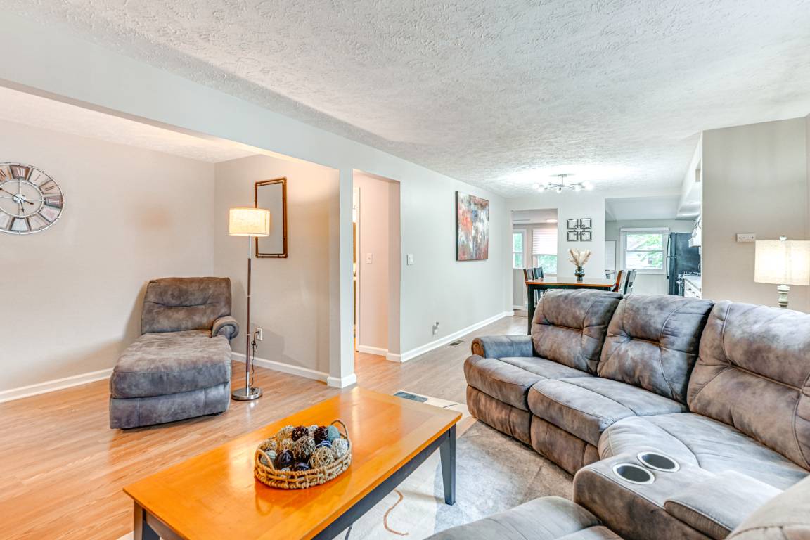 139 M² Apartamento ∙ 3 Habitaciones ∙ 7 Huéspedes - Lansing, MI