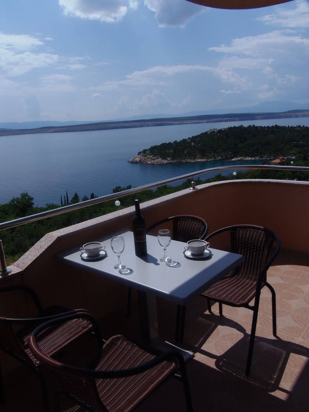 65 M² Apartment ∙ 2 Bedrooms ∙ 5 Guests - Crikvenica