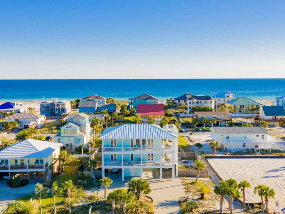 231 M² House ∙ 5 Bedrooms ∙ 15 Guests - Pensacola Beach, FL