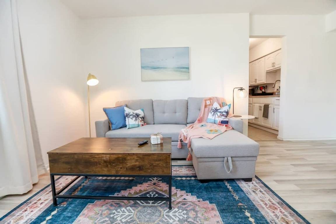 Apartment ∙ 1 Bedroom ∙ 4 Guests - Hampton, VA