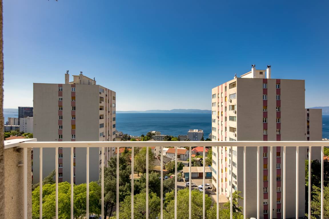 70 M² Appartement ∙ 2 Slaapkamers ∙ 4 Gasten - Rijeka