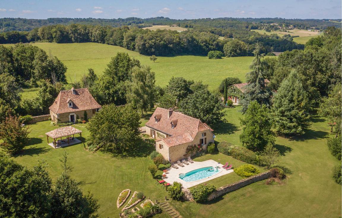 380 M² Ferienhaus ∙ 4 Schlafzimmer ∙ 9 Gäste - Bergerac