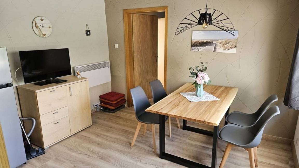 49 M² Ferienhaus ∙ 1 Schlafzimmer ∙ 4 Gäste - Malchow
