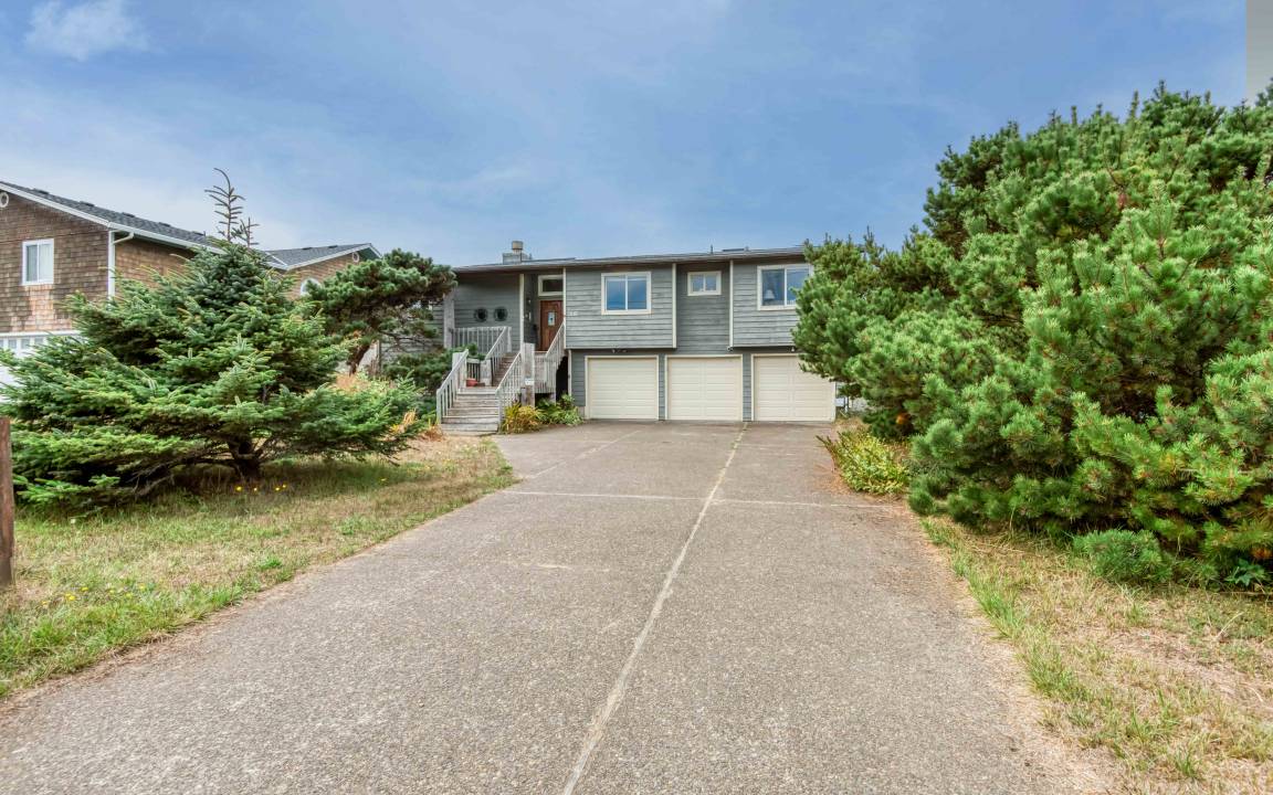 142 M² House ∙ 3 Bedrooms ∙ 6 Guests - Waldport, OR