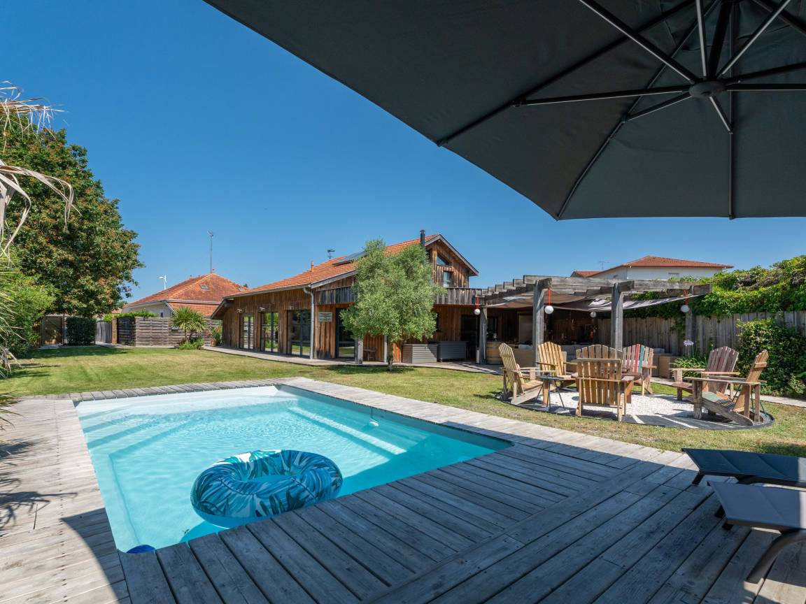 195 M² Villa ∙ 5 Slaapkamers ∙ 10 Gasten - Biscarrosse
