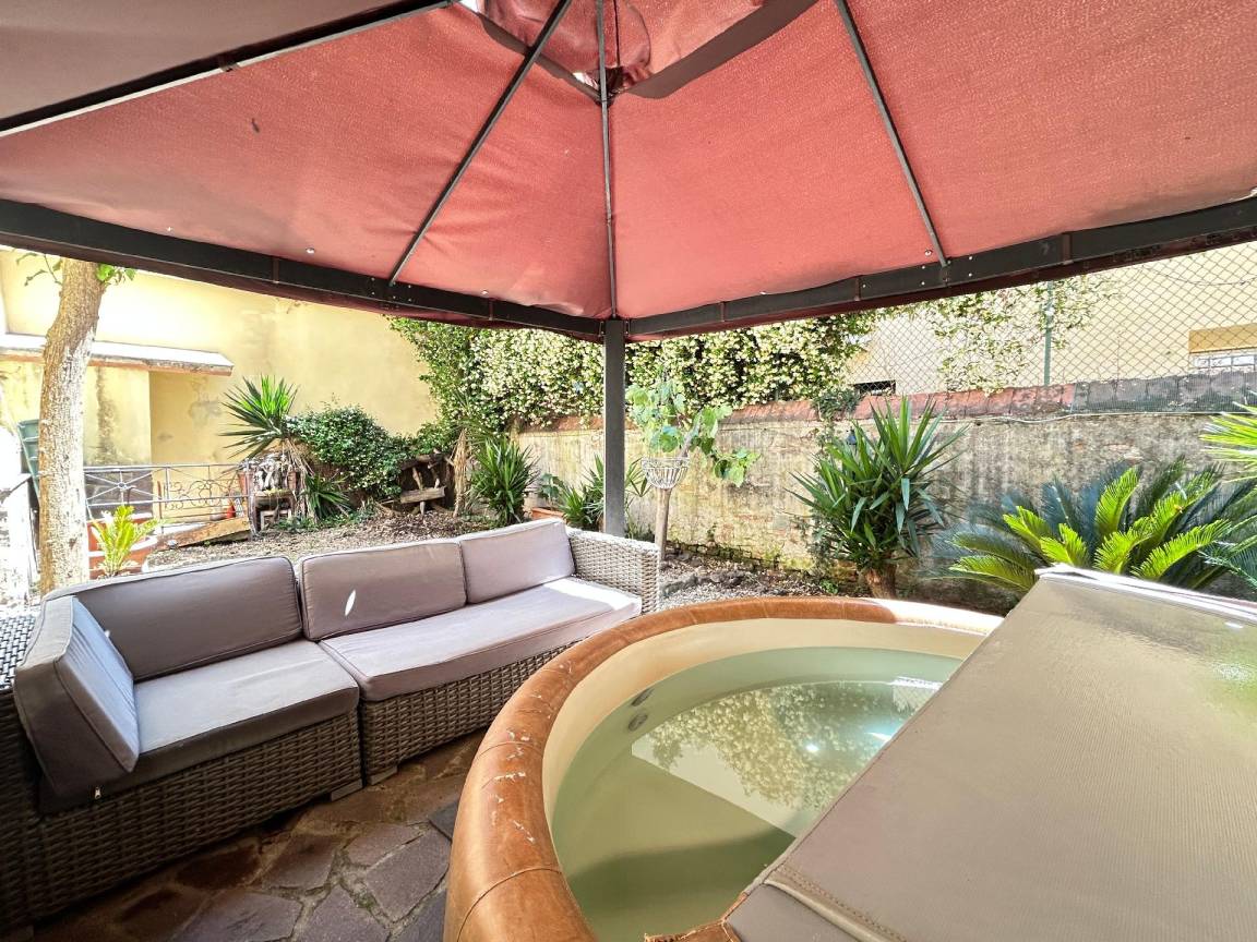 65 M² Apartment ∙ 2 Bedrooms ∙ 4 Guests - Firenze