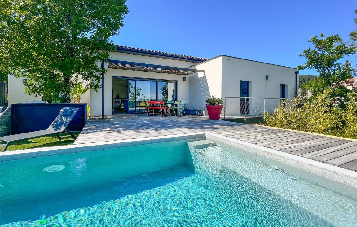 165 M² Huis ∙ 4 Slaapkamers ∙ 8 Gasten - Vals-les-Bains