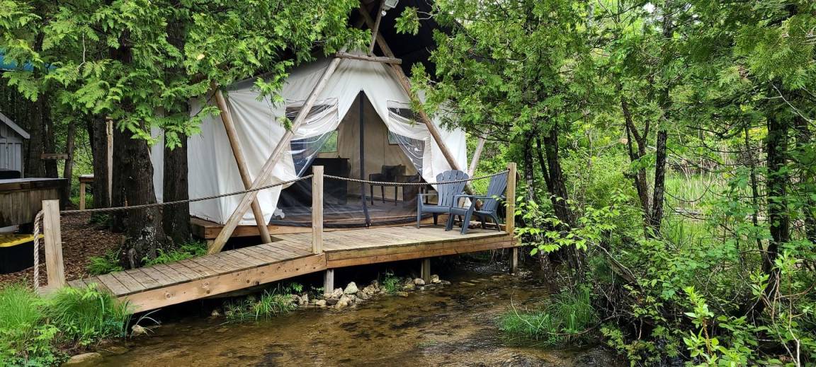 Camping ∙ 1 Bedroom ∙ 2 Guests - Ontario