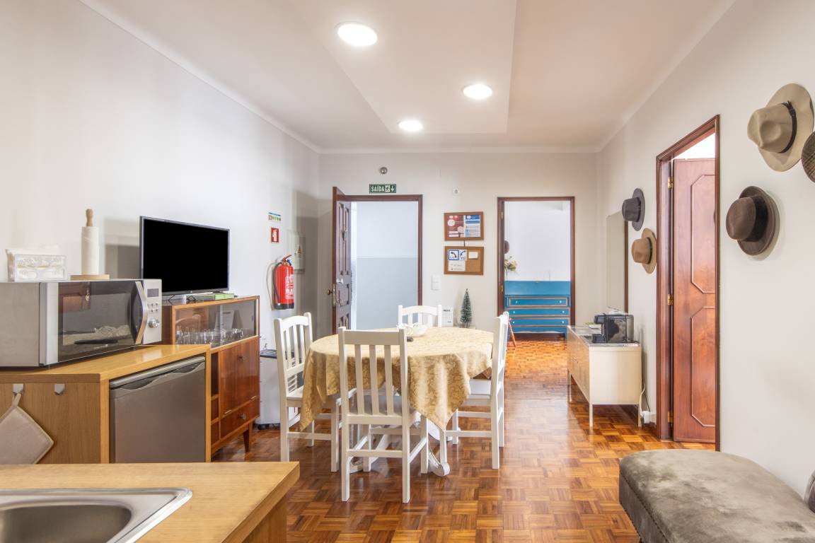 63 M² Apartment ∙ 2 Bedrooms ∙ 6 Guests - Arrifana