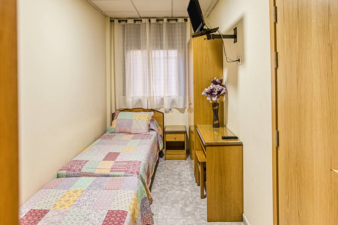 15 M² Bed And Breakfast ∙ 1 Bedroom ∙ 1 Guest - Figueres