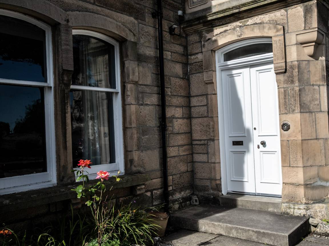 Cottage ∙ 4 Bedrooms ∙ 8 Guests - Elgin