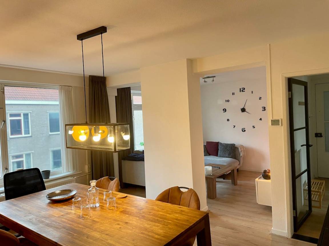 102 M² Appartement ∙ 2 Slaapkamers ∙ 3 Gasten - Nijmegen