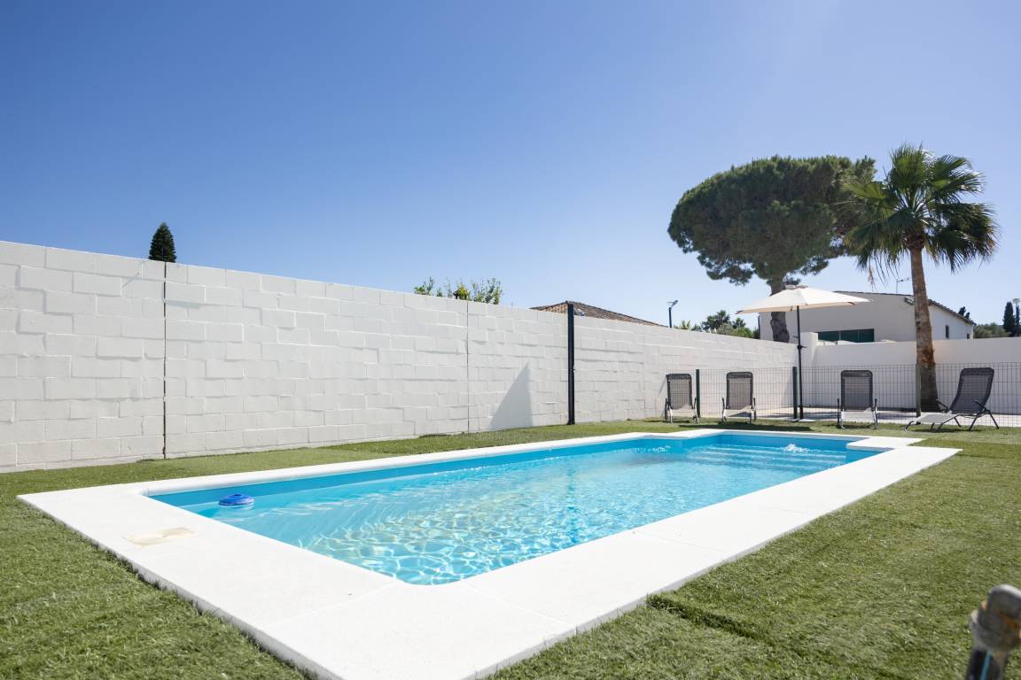 115 M² Maison De Vacances ∙ 3 Chambres ∙ 6 Personnes - Novo Sancti Petri