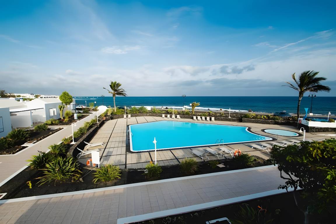 70 M² Ferienhaus ∙ 2 Schlafzimmer ∙ 4 Gäste - La Graciosa