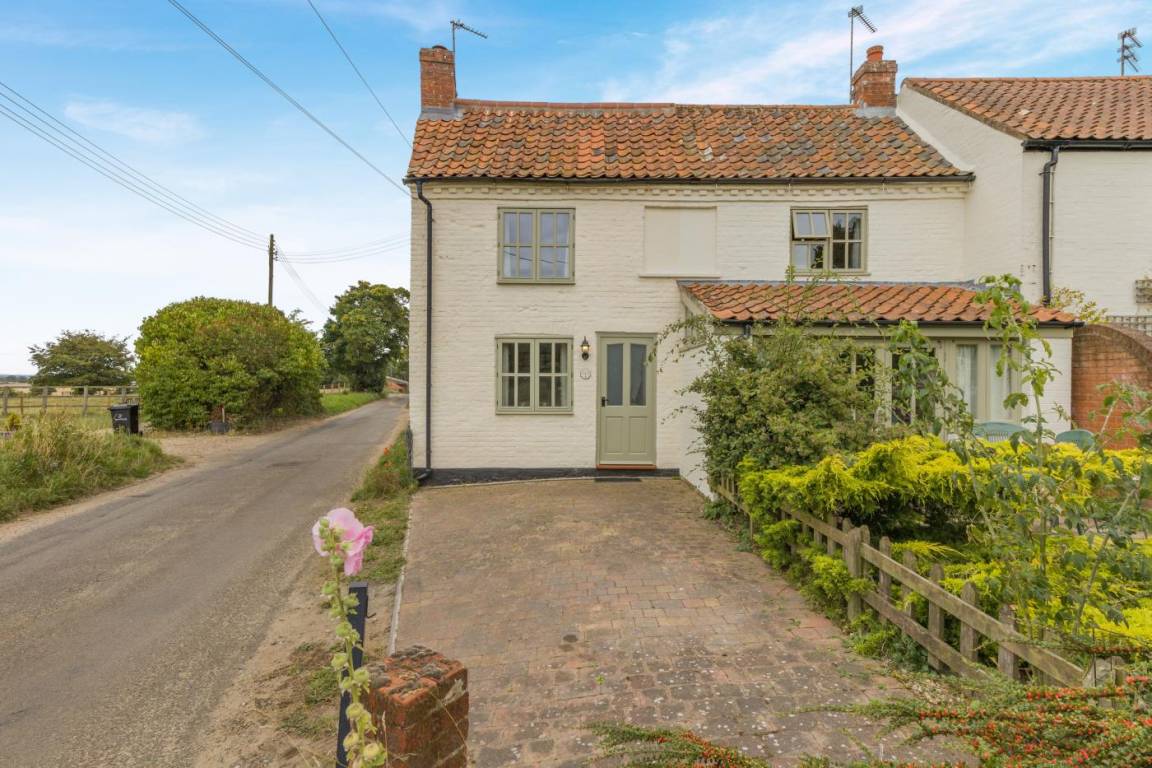 Cottage ∙ 2 Bedrooms ∙ 4 Guests - Norfolk