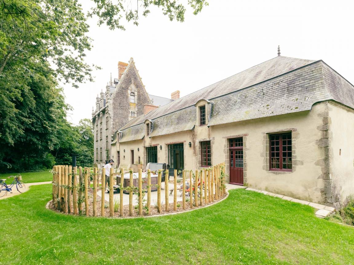 344 M² Cottage ∙ 5 Bedrooms ∙ 10 Guests - Vendée