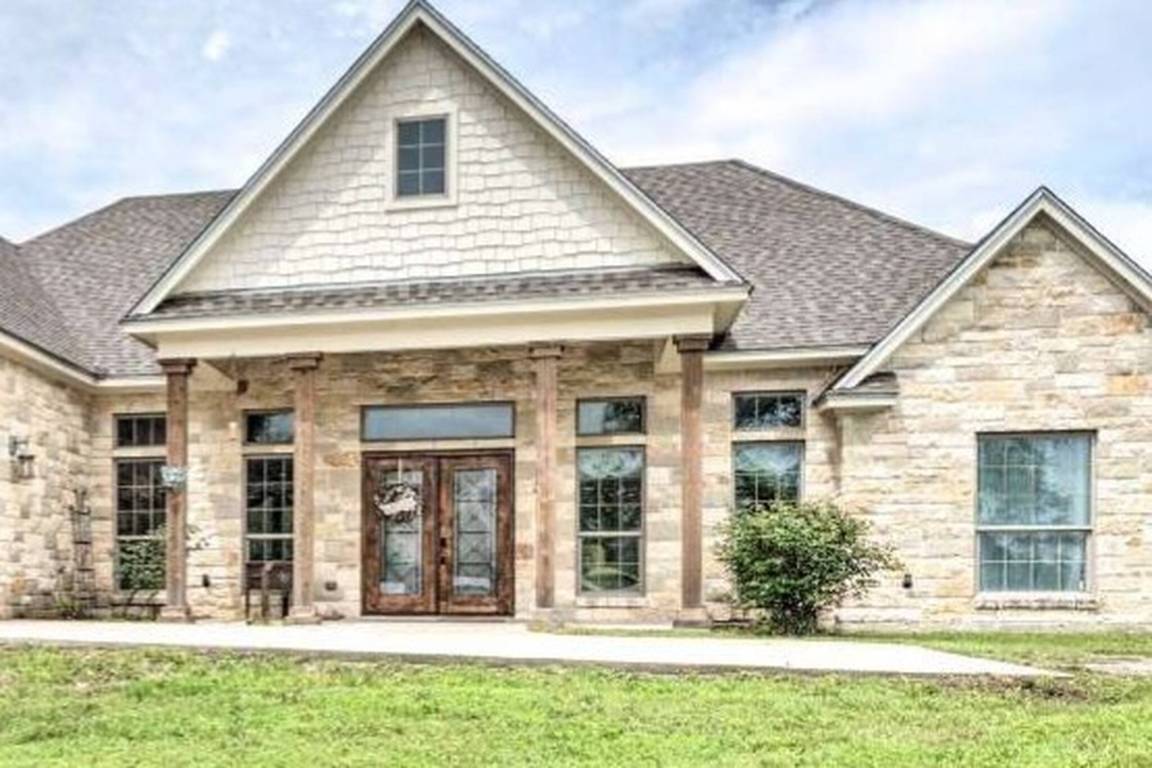 2200 M² House ∙ 2 Bedrooms ∙ 4 Guests - Temple, TX