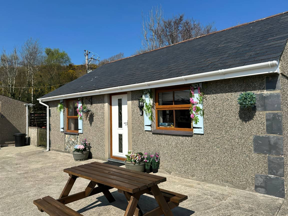 Cottage ∙ 2 Bedrooms ∙ 4 Guests - Llŷn Peninsula