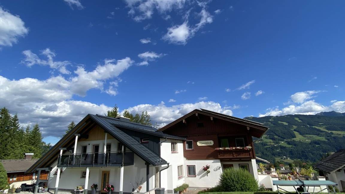 72 M² Apartment ∙ 2 Bedrooms ∙ 6 Guests - Hallstatt