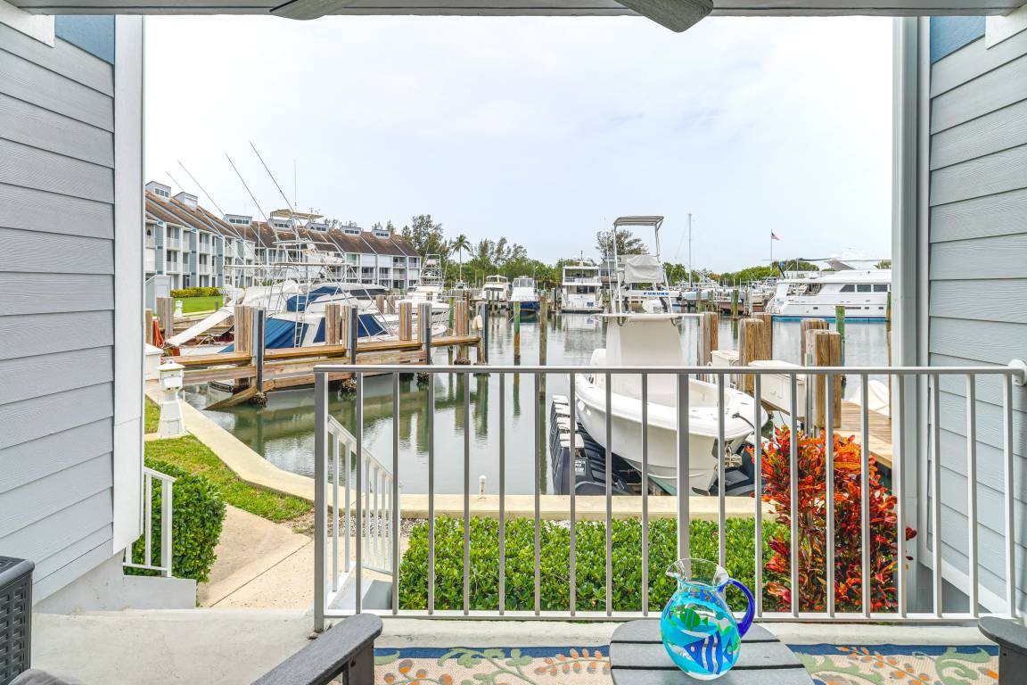 102 M² Apartment ∙ 2 Bedrooms ∙ 4 Guests - Vero Beach, FL