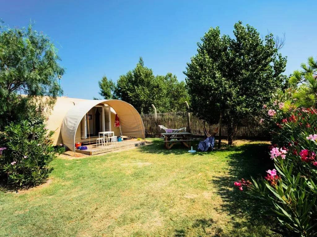 16 M² Caravan ∙ 2 Bedrooms ∙ 4 Guests - Saint-Cyprien