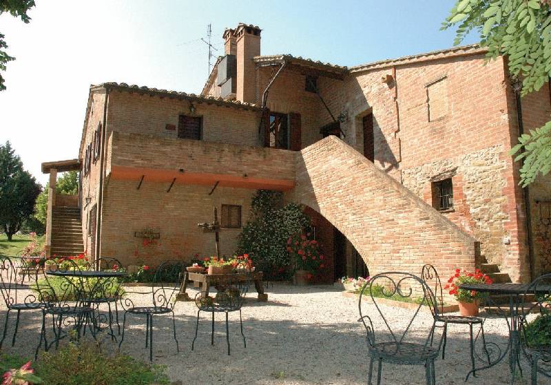 Farmhouse ∙ 1 Bedroom ∙ 4 Guests - Castiglione del Lago