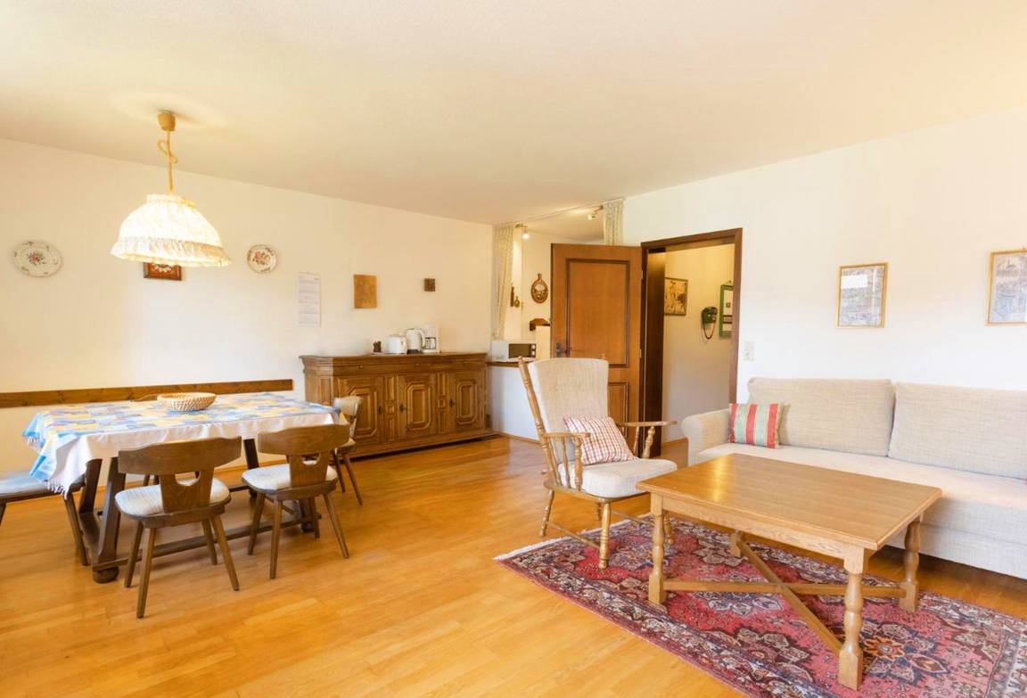 65 M² Ferienwohnung ∙ 5 Gäste - Waging am See