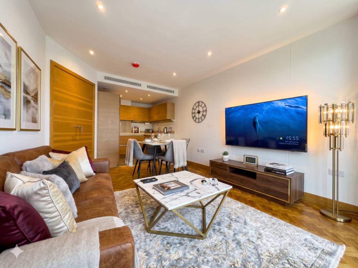 70 M² Apartment ∙ 2 Bedrooms ∙ 6 Guests - Surbiton