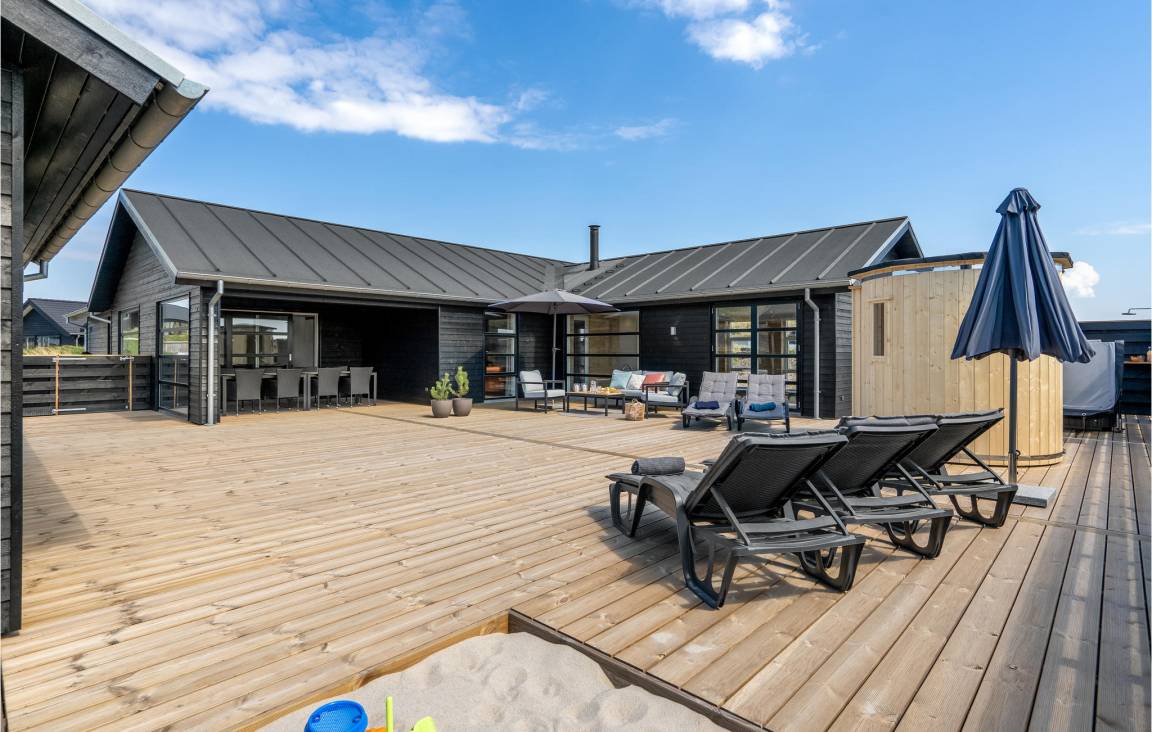 180 M² Ferienhaus ∙ 4 Schlafzimmer ∙ 8 Gäste - Hvide Sande