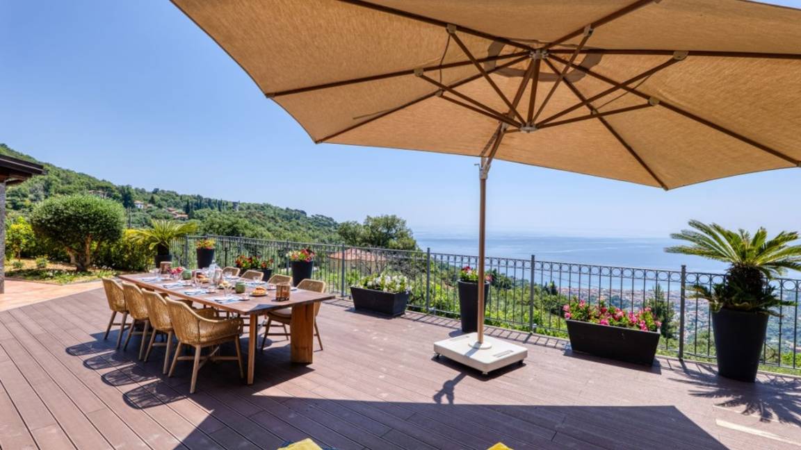 280 M² Apartment ∙ 4 Bedrooms ∙ 4 Guests - Alassio