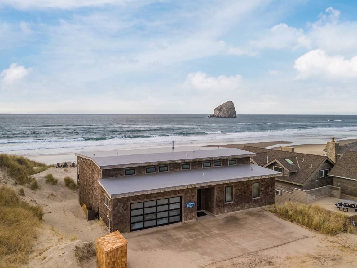 321 M² House ∙ 5 Bedrooms ∙ 12 Guests - Pacific City, OR