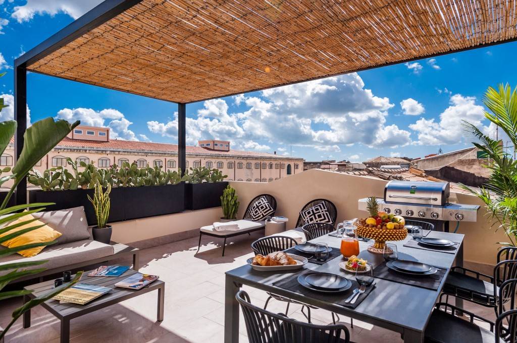 160 M² Apartment ∙ 2 Bedrooms ∙ 6 Guests - Noto