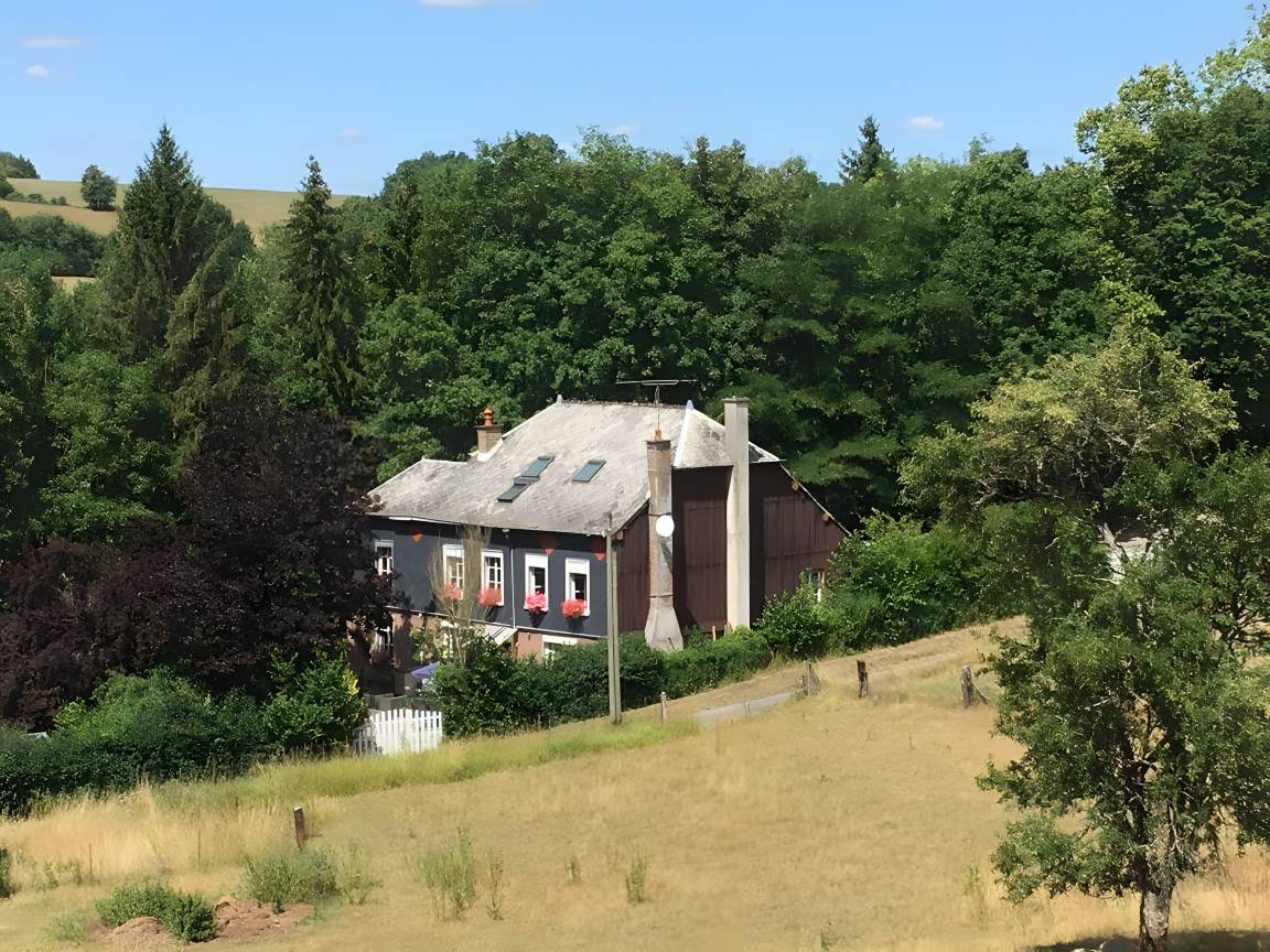 45 M² Bed & Breakfast ∙ 1 Schlafzimmer ∙ 4 Gäste - Ardennen