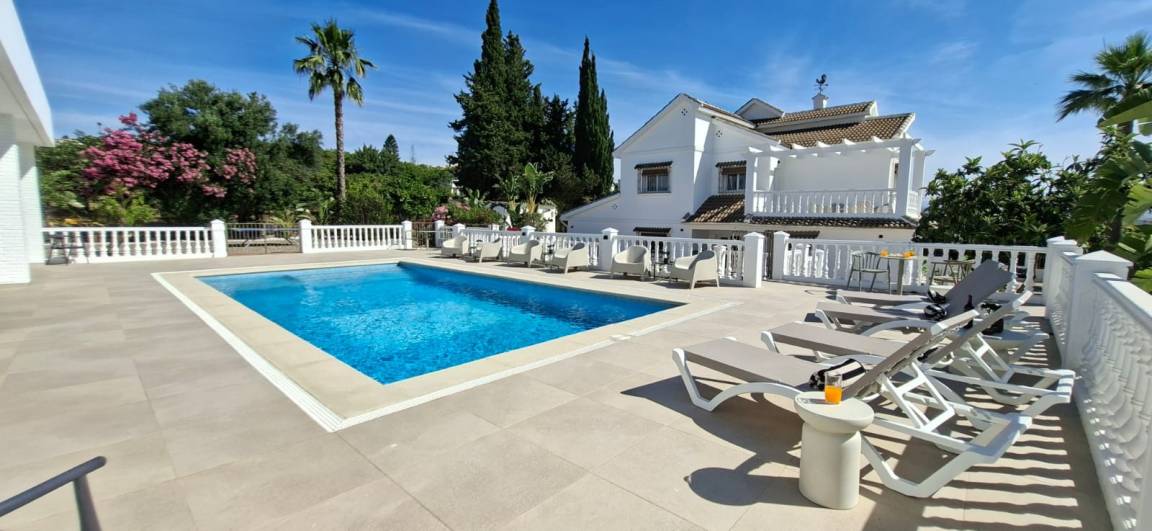 370 M² Villa ∙ 8 Schlafzimmer ∙ 16 Gäste - Alhaurín de la Torre
