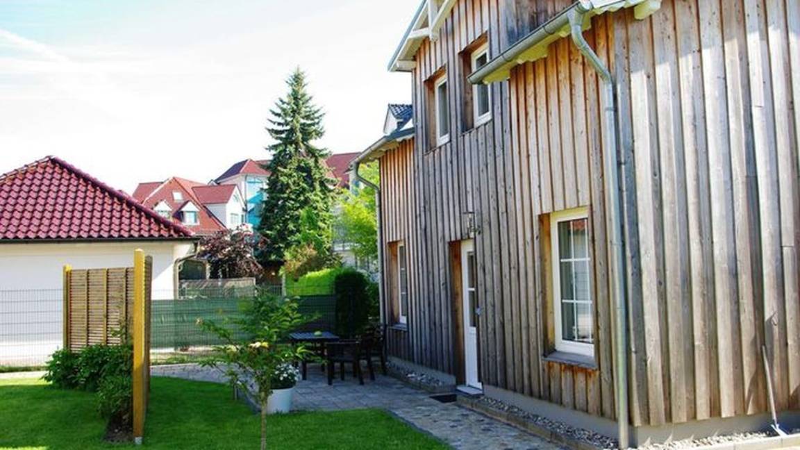 70 M² Ferienhaus ∙ 2 Schlafzimmer ∙ 4 Gäste - Lübeck