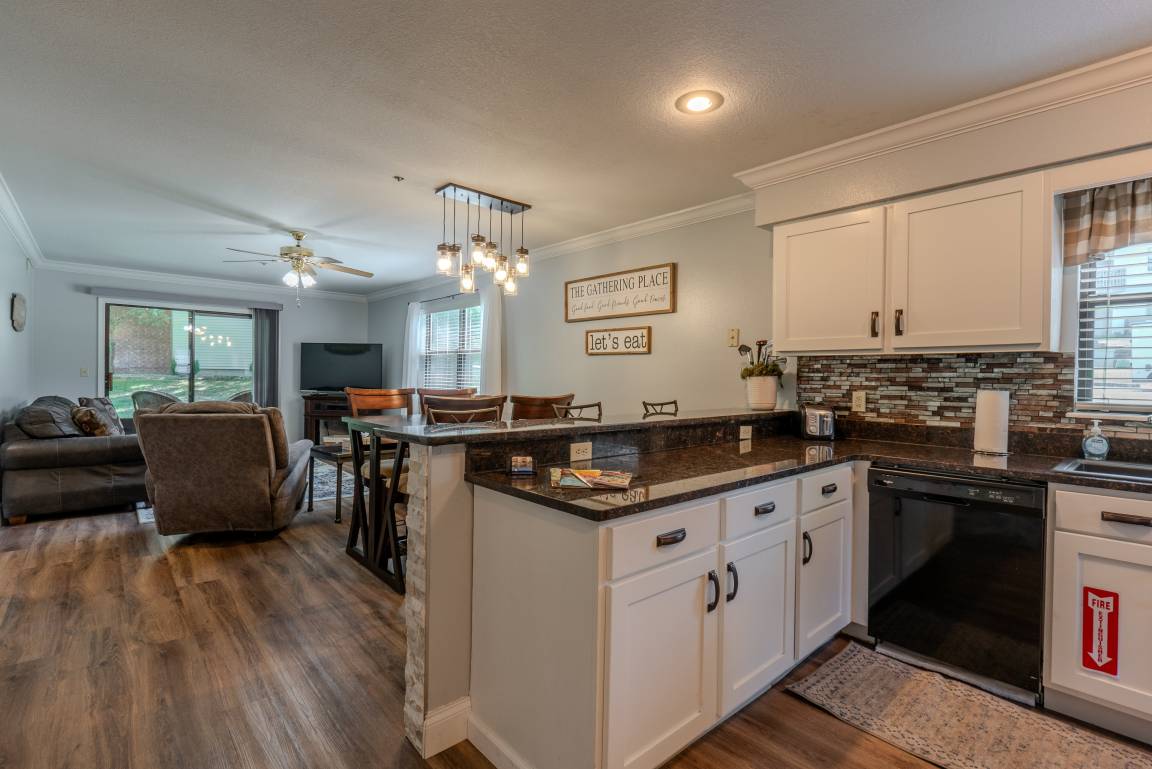 102 M² Condo ∙ 2 Bedrooms ∙ 8 Guests - Branson, MO