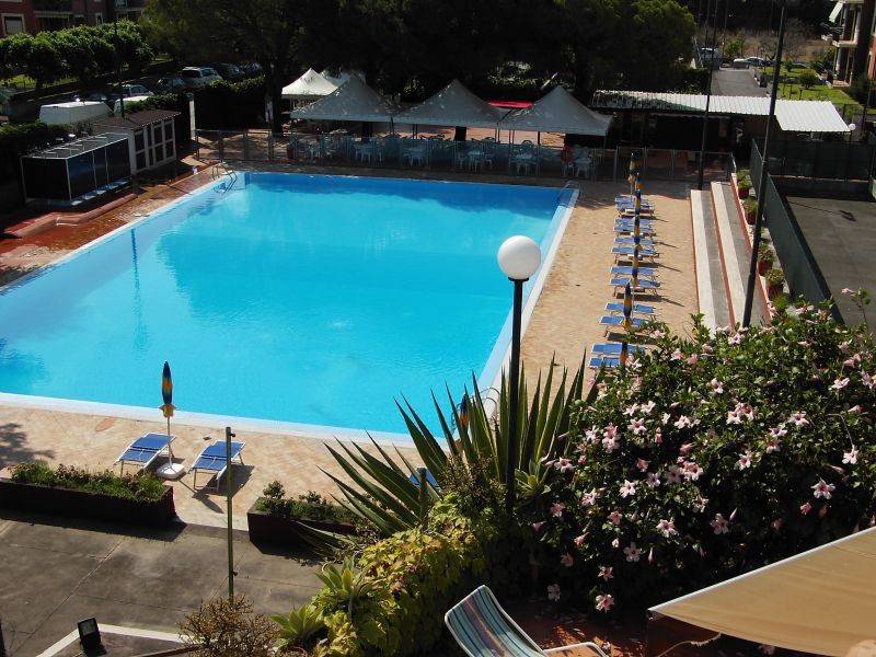 35 M² Appartamento Vacanza ∙ 1 Camera Da Letto ∙ 4 Ospiti - Giardini-Naxos