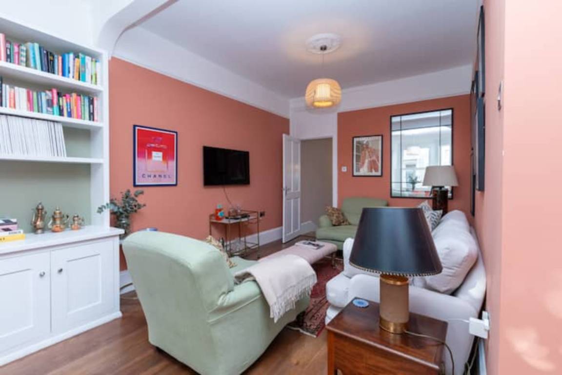 95 M² House ∙ 3 Bedrooms ∙ 6 Guests - London, UK