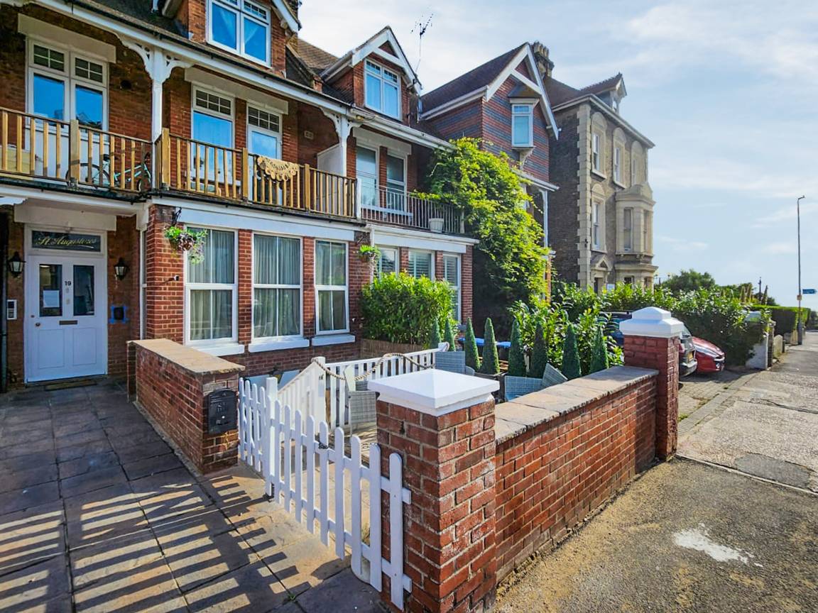 Cottage ∙ 1 Bedroom ∙ 4 Guests - Broadstairs
