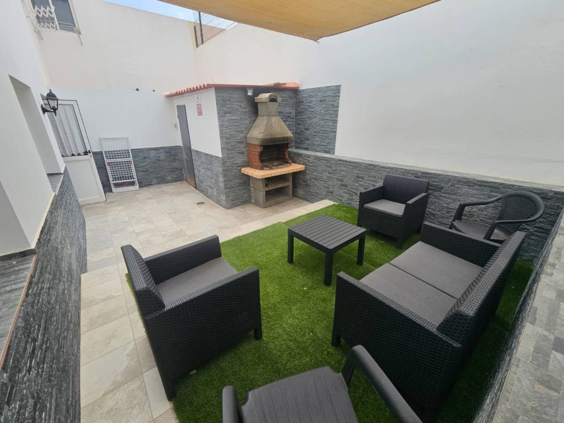 75 M² Casa ∙ 3 Habitaciones ∙ 5 Huéspedes - Corralejo