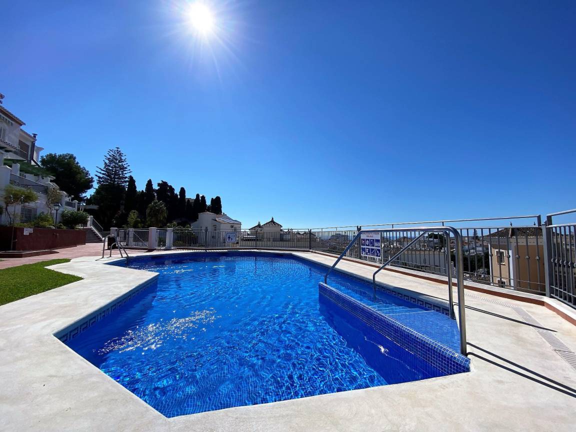 80 M² Casa ∙ 1 Quarto ∙ 4 Hóspedes - Nerja