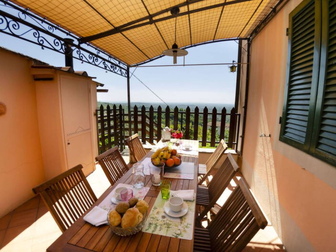 80 M² House ∙ 1 Bedroom ∙ 6 Guests - Lucca