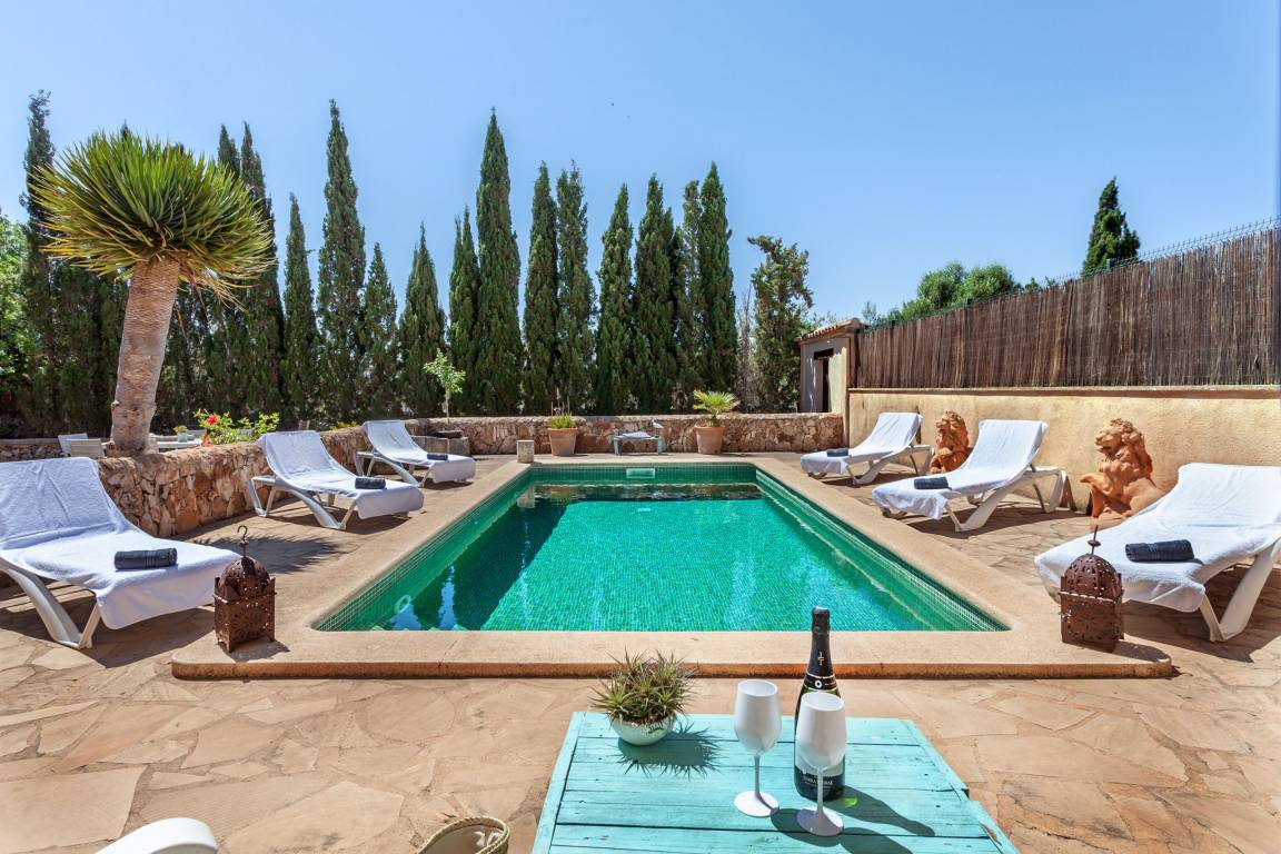 280 M² Ferienhaus ∙ 4 Schlafzimmer ∙ 8 Gäste - Colònia de Sant Jordi