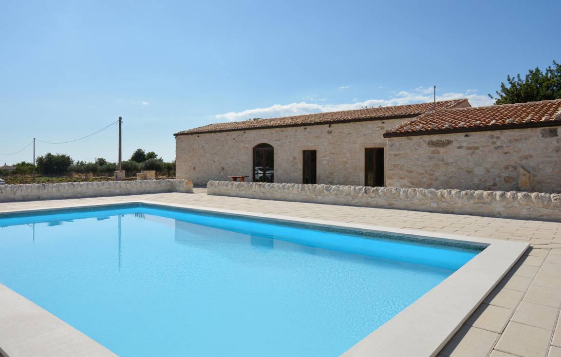 250 M² Casa ∙ 2 Camere Da Letto ∙ 11 Ospiti - Comiso