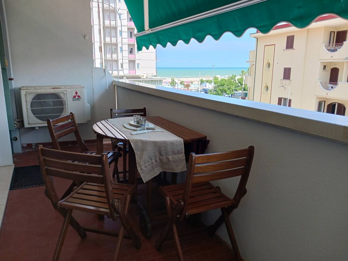 55 M² Apartamento ∙ 2 Habitaciones ∙ 4 Huéspedes - Riccione